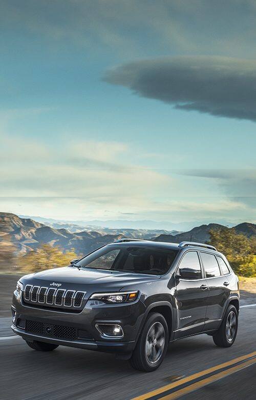 2021 Jeep® Cherokee in Vietnam - Stylish 4 Door Compact SUV