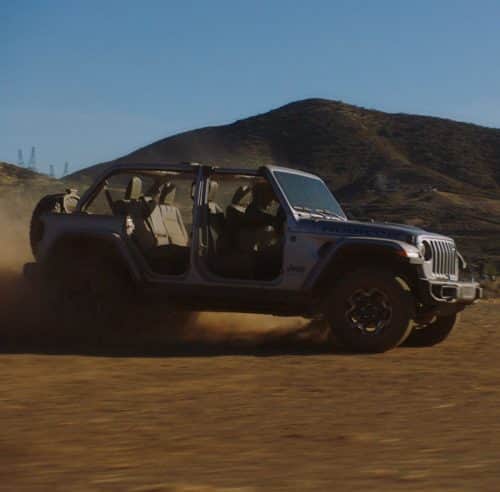 Línea de SUV eléctricos 4xe | Presentación de Jeep® Recon y Wagoneer S