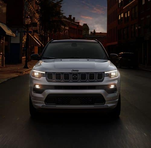 Jeep® Compass 2025 - Atractivos colores y detalles exteriores