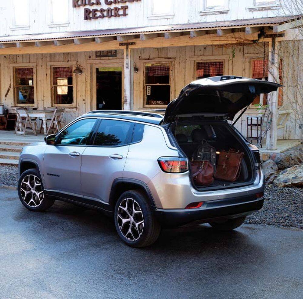 Jeep® Compass 2025 - Atractivos colores y detalles exteriores