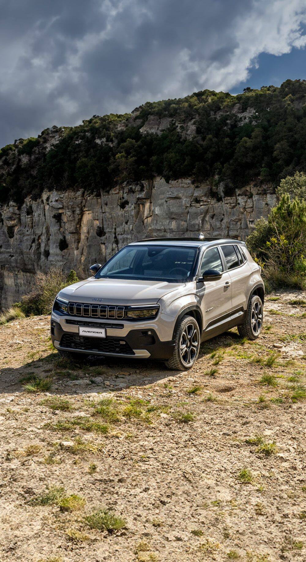 Jeep® SUV un krosoveri - oficiālā Jeep vietne