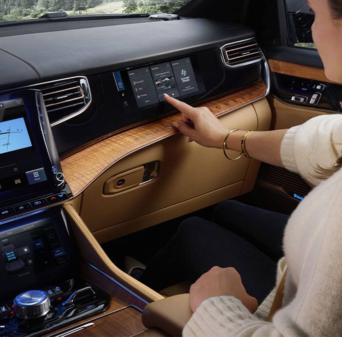 Enjoy State-of-the-Art Technology with a 2024 Grand Wagoneer
