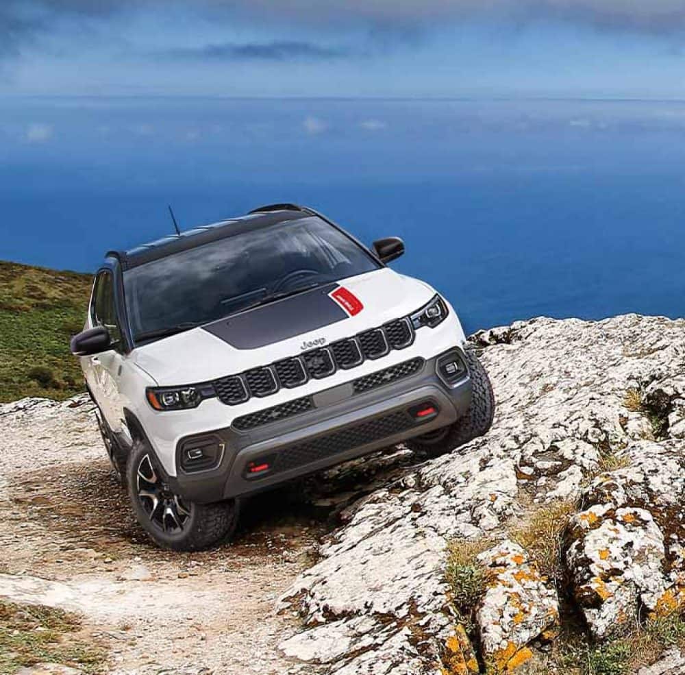 2025 Jeep® Compass - 4x4 Adventure on Streets and Trails