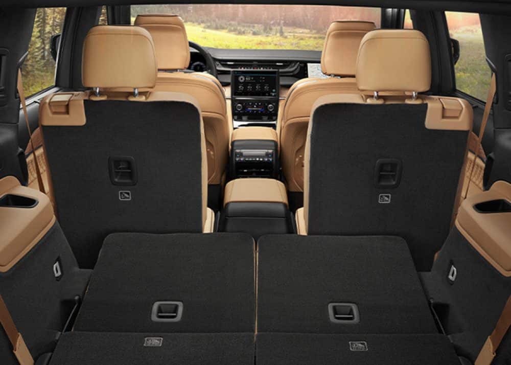 3 Row SUV | Comfort Seating in The 2025 Jeep® Grand Cherokee