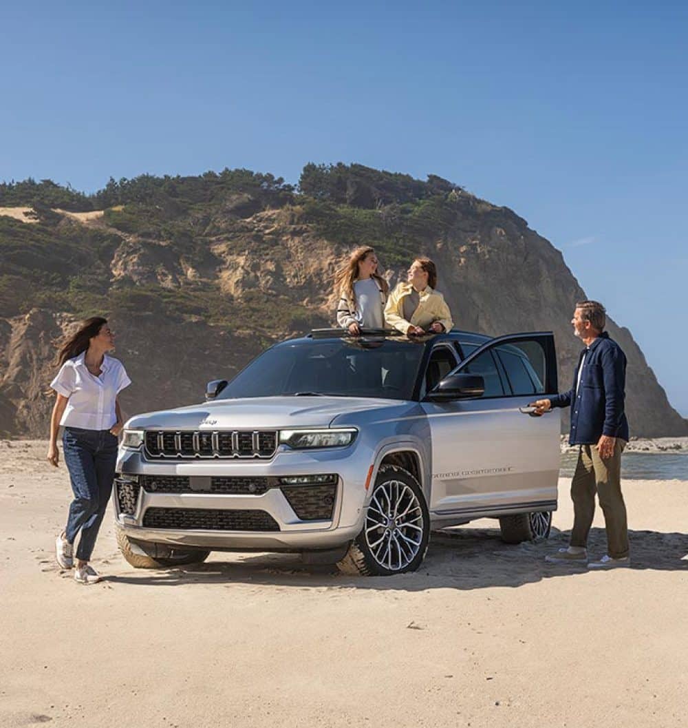 2026 Jeep® Grand Cherokee Photos | Image Gallery