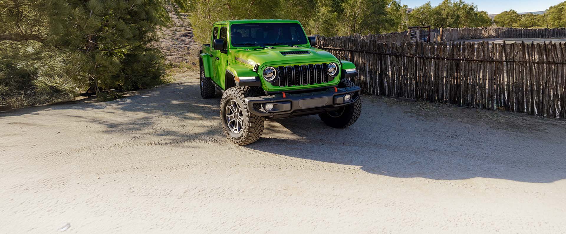 Jeep® Gladiator 2025 | La camioneta perfecta para la aventura