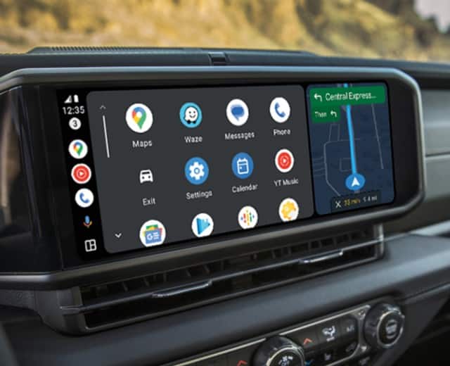 Jeep Uconnect® Phone Features | Apple CarPlay, Android Auto